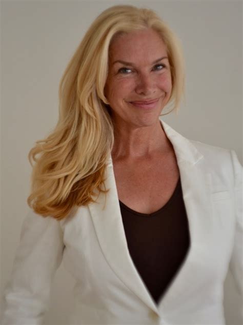 Suzanne B Obrien Rn Roger Moore Institute Of Hypnotherapy