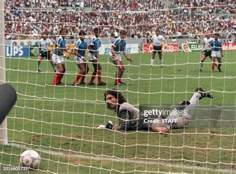 Soccer Circa 1986 Photos And Premium High Res Pictures Getty Images