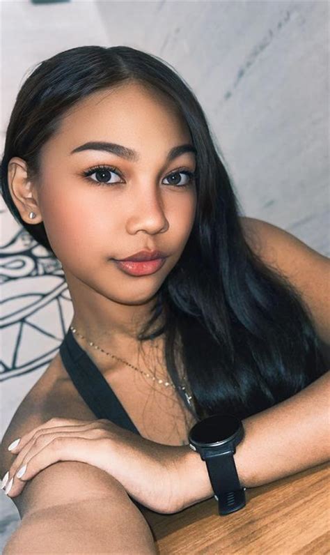 Iammryyll Hmmm Helloooo Hahaha