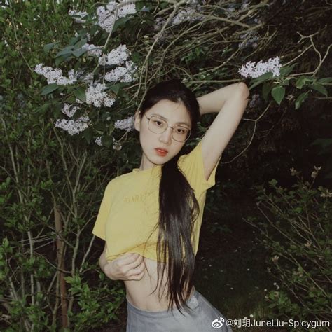 刘玥 On Twitter 宝宝们，刚入住tuit，快来聊天 D1nsuwu0pq Twitter