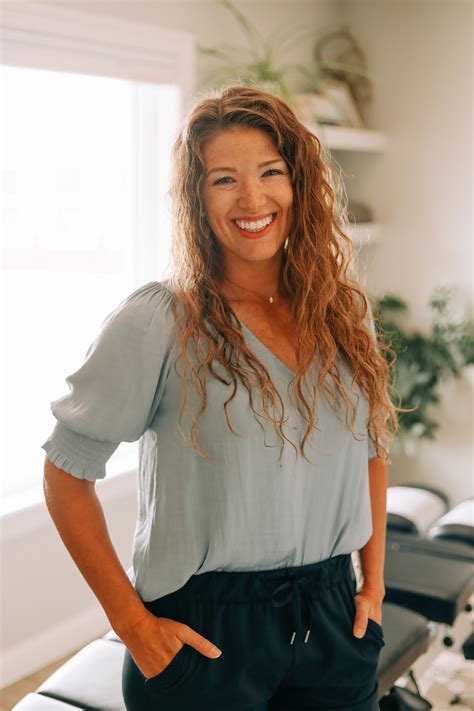 Dr Alyssa Find Your Fertility Waupaca Wi