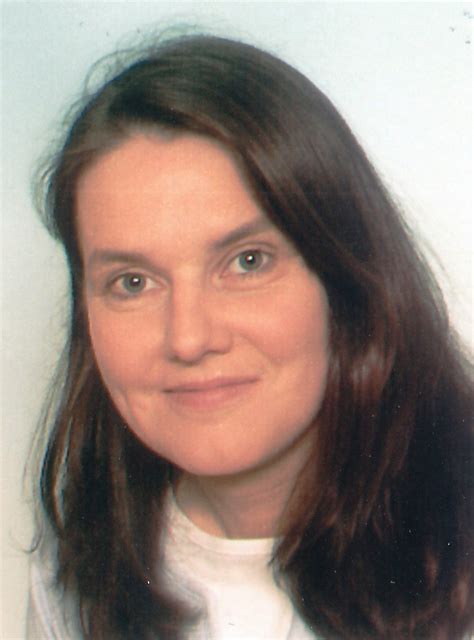 Dr Petra Engel