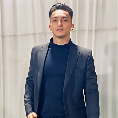 Feroz Ferozsayed4869 • Threads Say More