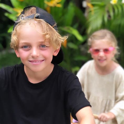 Noah B • Bali Model Agency