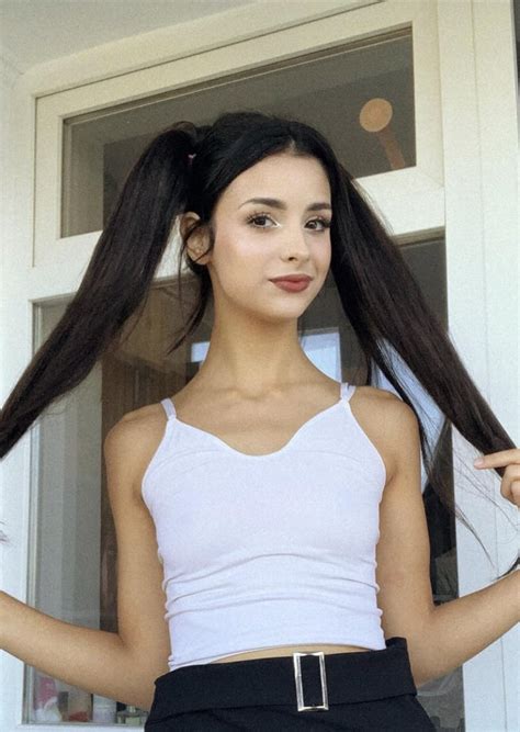 Im Barely Legal Babe With A Really Cute Face And A Small Waist R Onlyfansfaces
