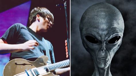 Blink 182s Tom Delonge Revealed The Truth About Aliens And Youve Got To See This Maxim