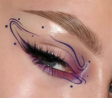 Pin En Beleza Diseños De Maquillaje De Ojos Maquillaje De Ojos Loco