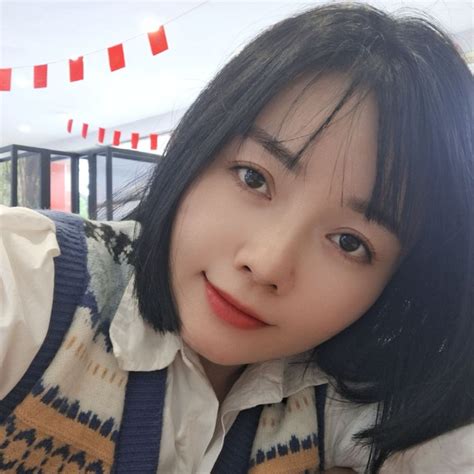 Hoàng Nhung