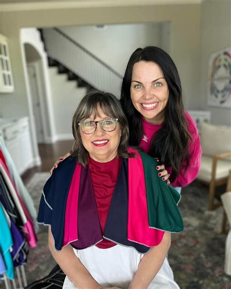 Hoc Ashley Basquez • Color Analysis• Image Stylist Houseofcolour