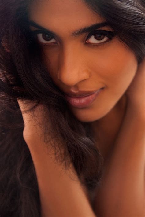 Vickram Singh Bawa Fashion And Beauty Photography Motion Spotlight