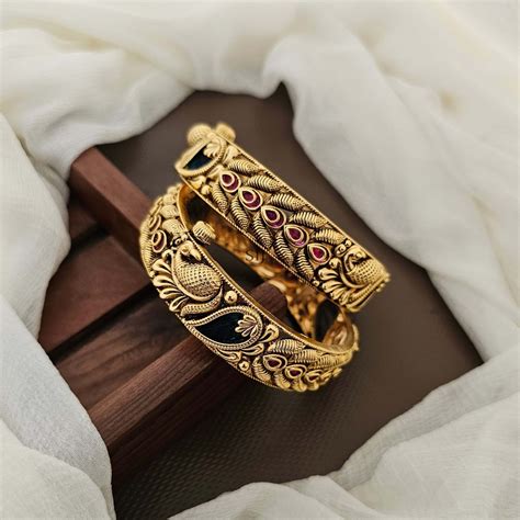 Antique Gold Peacock Feather Design Bangles South India Jewels