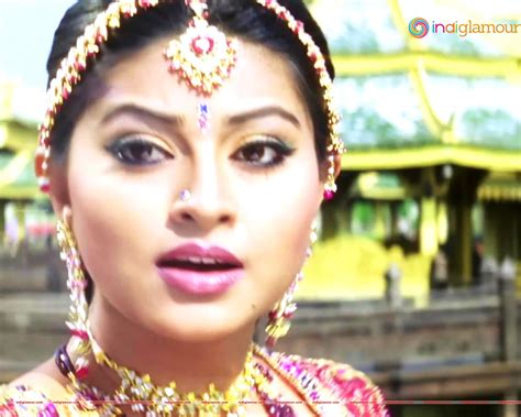 Sneha Actress Hd Photosimagespics And Stills 575087