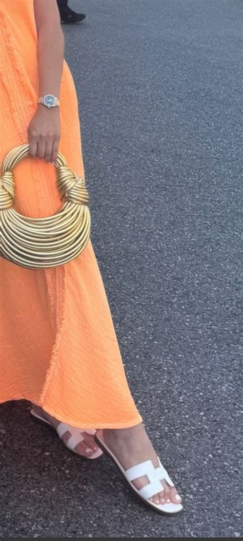 Nesreen Tafeshs Feet