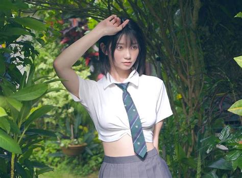 데뷔 2주 남았다는 일본 신인 Av 배우 후방주의 꾸르