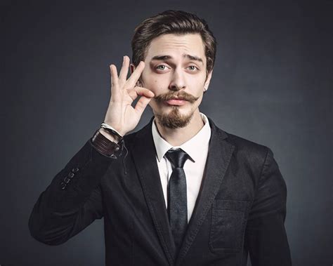 🥇¿cómo Afeitarse Bien El Bigote Con Máquina Eléctrica Sin Cortarse