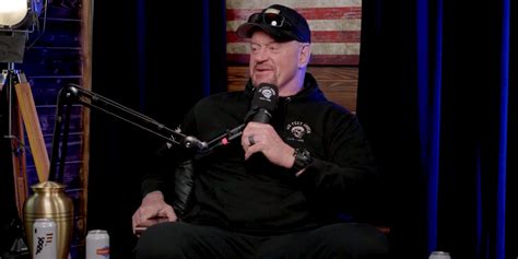 The Undertaker Reveals His Brutal Reaction To Hulk Hogans Wwe Raw Boos