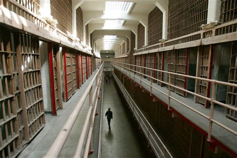 Americas Incarcerated Population Largest In World Grew Even More