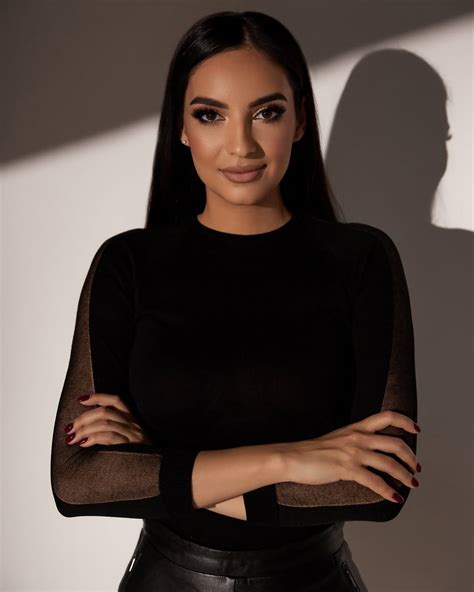 45 Stunning Kitchen Cabinet Color Ideas For Every Style From White To