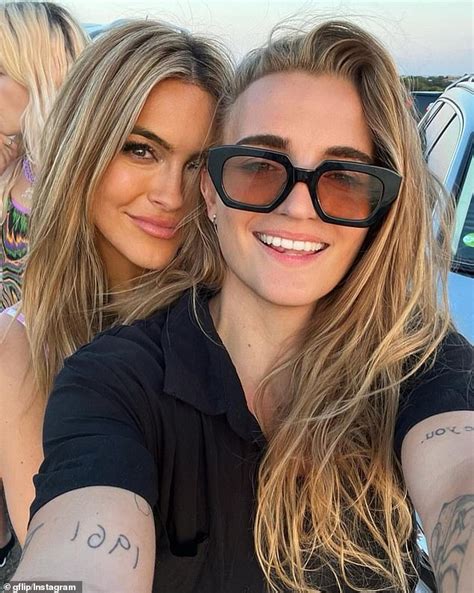 Selling Sunset Star Chrishell Stause Poses In A Bikini During Luxury Vacation In Greece Daily