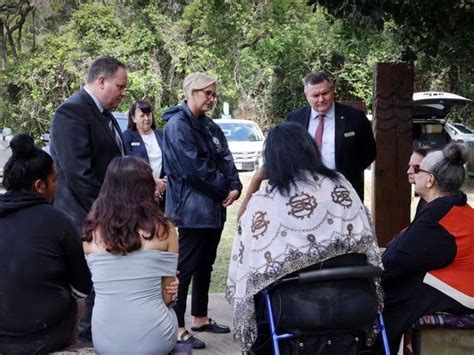 Colleen Walker Craig Police Search Nambucca River For Missing Teens