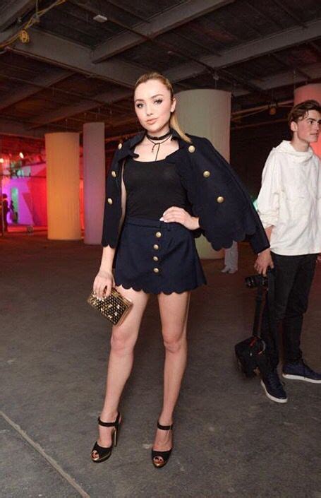 Disney Star Peyton List Idolizes Blake Lively Like The Rest Of Us Gives