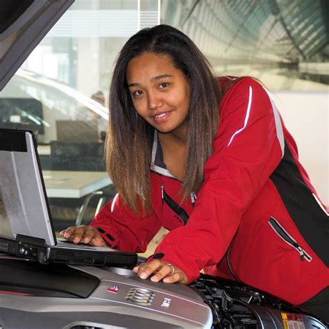 Progress Is For Everyone Meet Chelsea Van Wyk Who Is Breaking New Ground In A Male Dominated