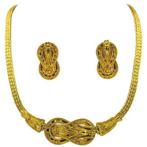 Greek Etruscan Yellow Gold Necklace And Earrings By Olympico Ancient