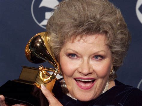 Download Patti Page Bags Award Wallpaper