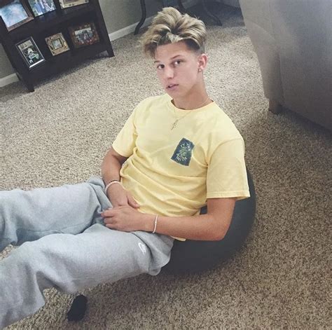 Conner Bobay Youtubers