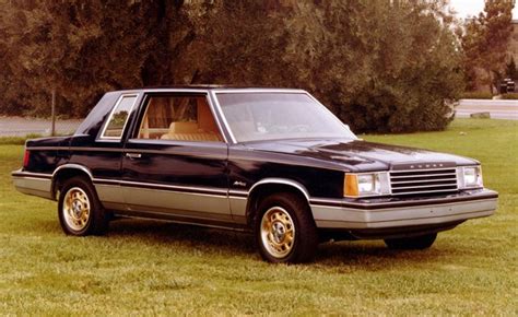 The 10 Most 1980s Car Features