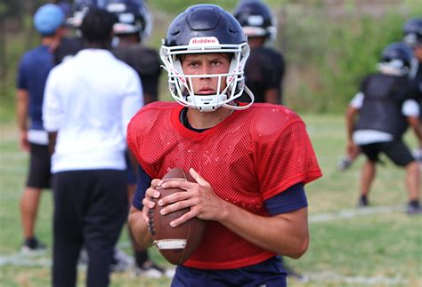 Former West Virginia Linebacker Takes Over Qb At Dr Phillips