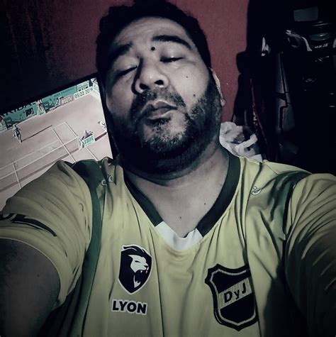 Marisel Sanabria Feliz Navidad Para Todos Ustedes Y Feliz Cumpleaños