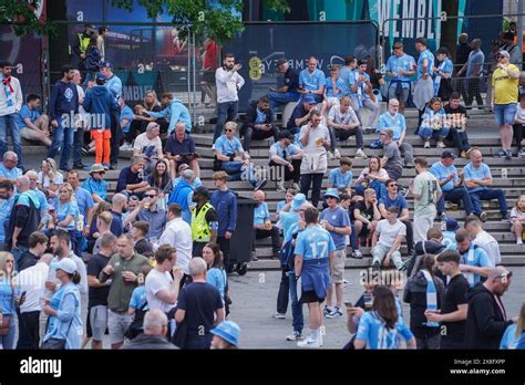 London Uk 25 May 2024 Thousands Of Manchester City Supporters