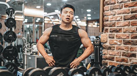 스쿼트 벤치 데드리프트 하루에 다 하는 보디빌더 Youtube