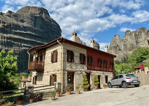 Where To Stay In Meteora Kalambaka Or Kastraki 2026 Guide