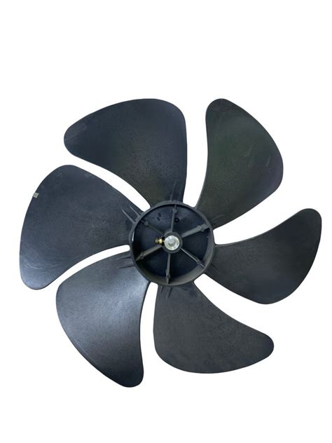 پروانه فن هایسنس ایران پارت لند