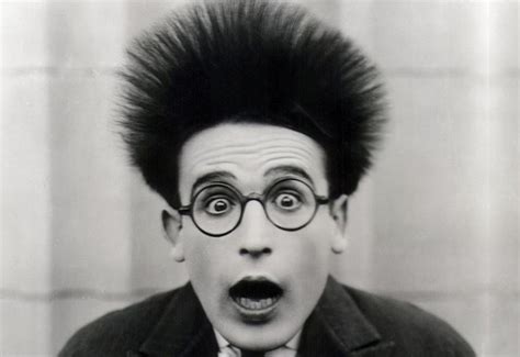 هارولد لوید بیوگرافی کامل فیلم‌شناسی و نقد آثار هنریست