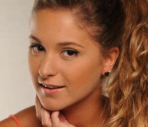 Bruna Laynes Rio Wiki Fandom