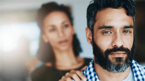 6 Yellow Flags That Signal Marriage Trouble According To Experts