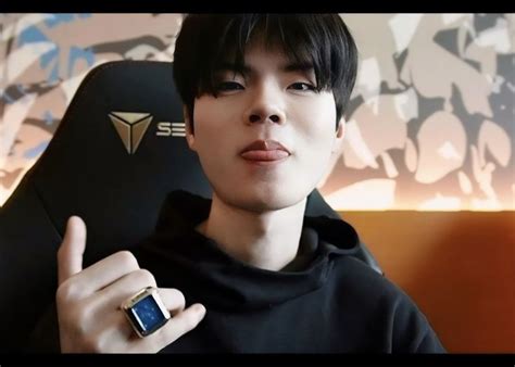 Ghim Của Grace Squishy Trên Lol Player Lạc đà Alpaca Alpacas Lol