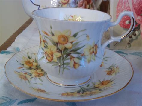 A Sentimental Life Easter Table Top