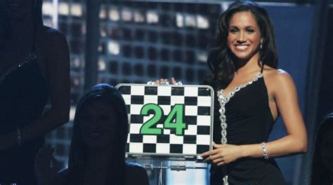 梅根「不爽被物化」怒離職 網挖鏡頭前口愛片打臉：做作！ 娛樂星聞