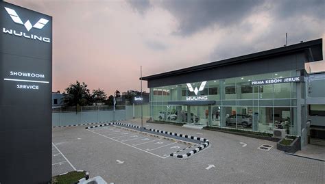 Wuling Prima Kebun Jeruk The First Dealer With New Visual Identity Wuling