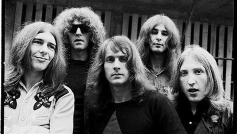 Mott The Hoople Members Sister Recalls Day David Bowie Called Her