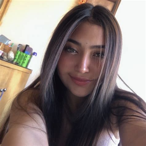 Karen Sofía Cruz Carrero Youtube