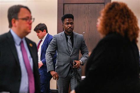 Video Shows Andre Mcdonald At Er As Search For Wife Underway