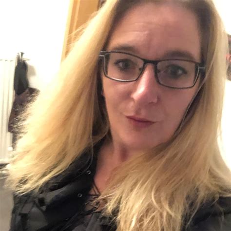 Sandra Oser Mitarbeiter Vertriebsinnendienst Tila Steidinger Gmbh