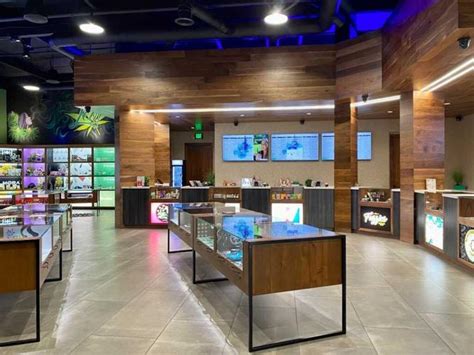 “cannabis Evolution” Leaf Dispensarys David Macfarlane Has Survived