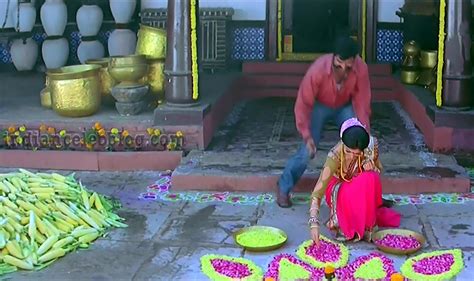 Nayanthara Telugu Simha S1 5 Hot Saree Caps Indiancelebblog