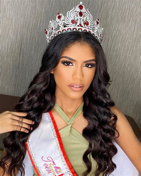 Leslie Maceo Leslie Maceo • Instagram Photos And Videos